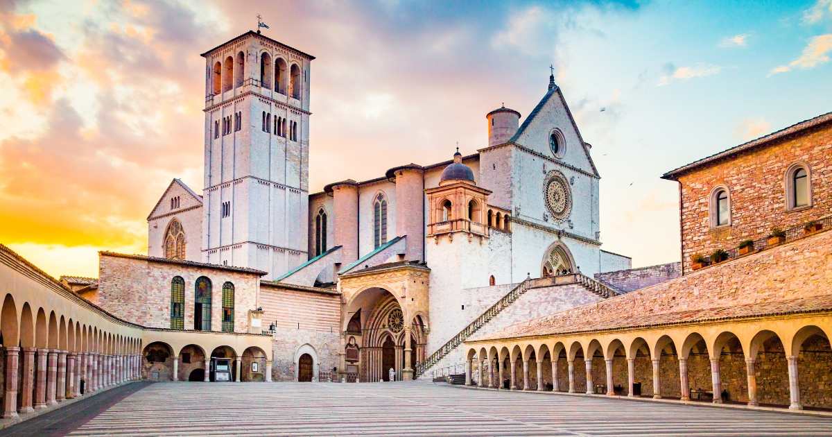 Guía de viaje de Asís: Un fascinante viaje por el corazón espiritual de ...